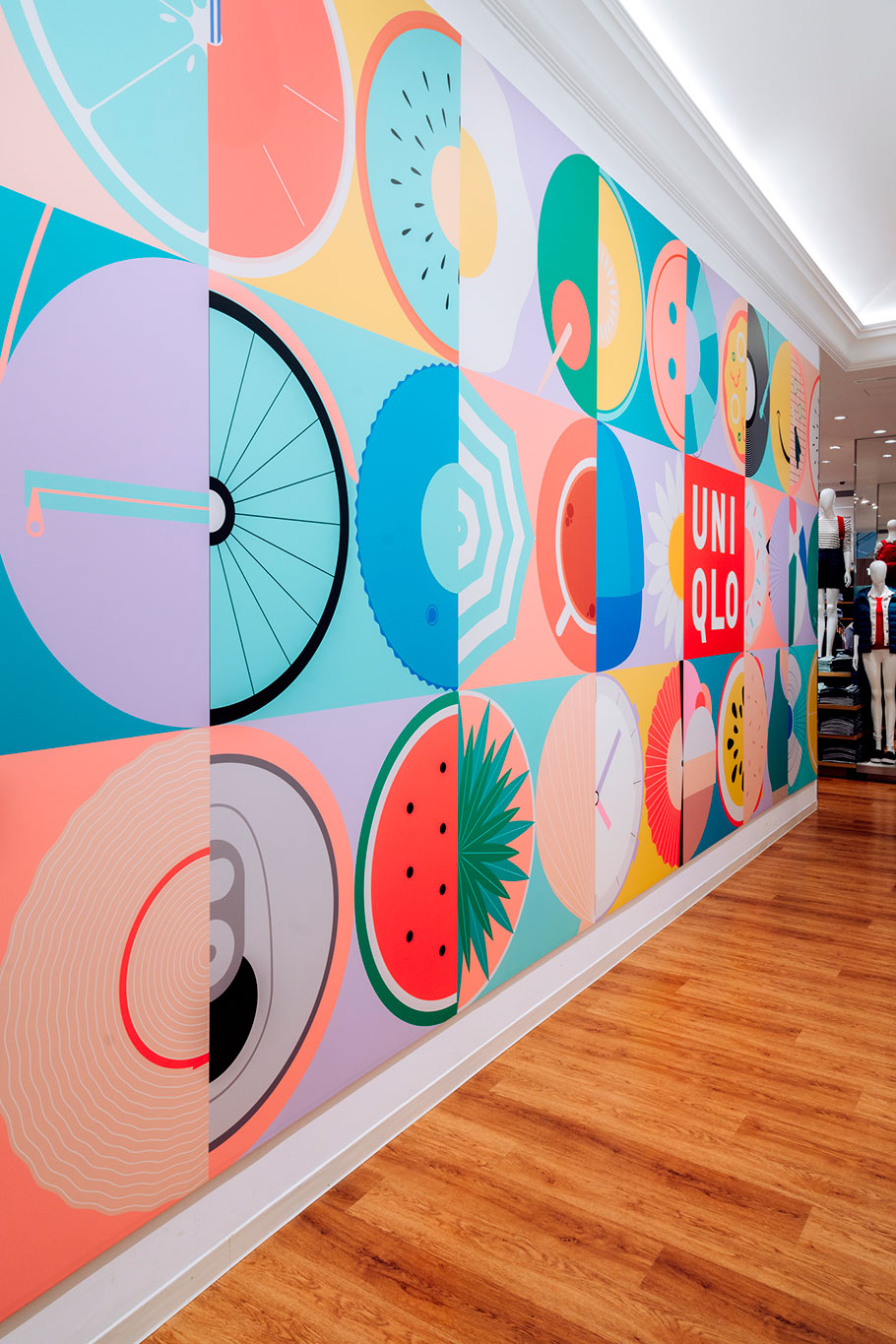 Hey — Uniqlo welcomes Barcelona